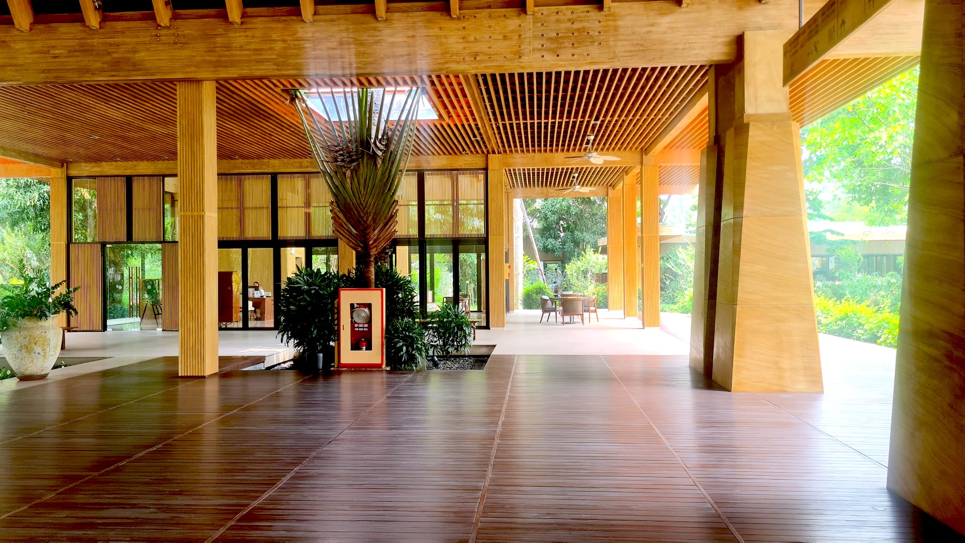 Glulam Timber Components - TRAN DUC HOMES
